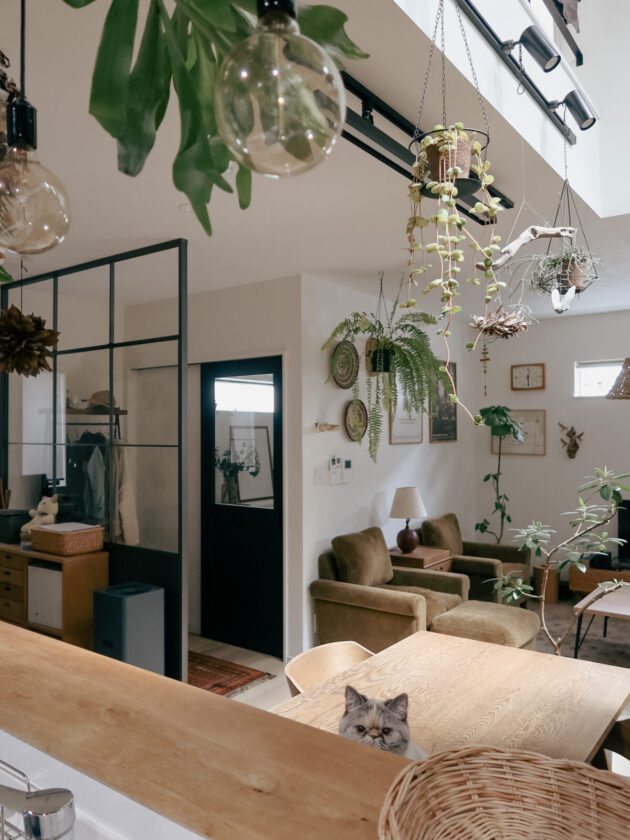 【暮らしのインテリア】必要なものを見極め、シーンにあったものを工夫して取り入れる〜枠に囚われない自由な暮らし方（norisuke_mobさん） | ムクリ[mukuri]