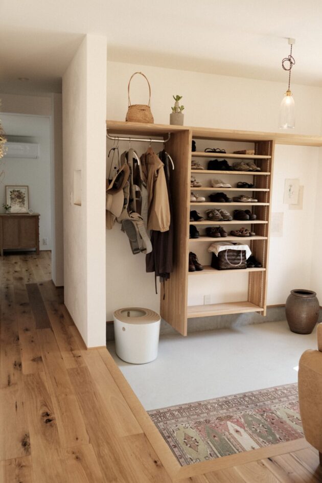 【暮らしのインテリア】ライフスタイルに目を向け、繋がりを意識した土間とリビング〜小さな平屋と大きな庭のある暮らし（hikaniwaさん） | ムクリ[mukuri]